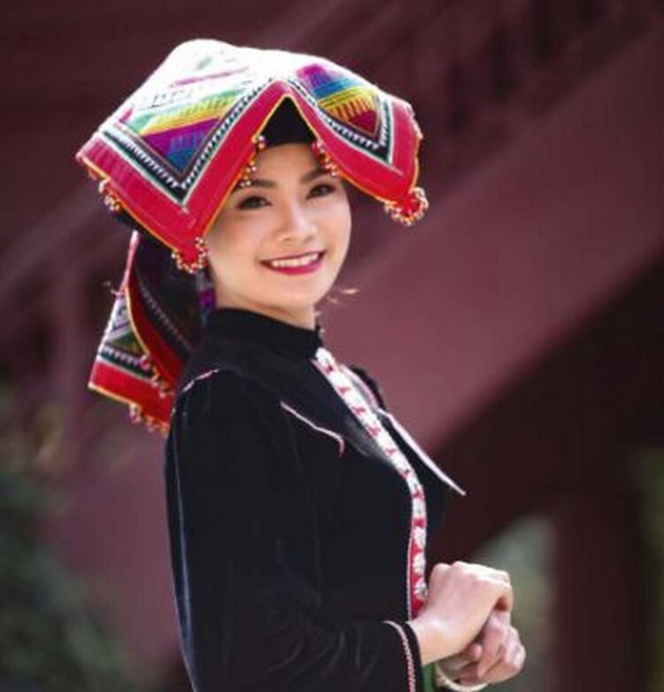 Hướng dẫn cách mặc Trang phục dân tộc Thái đen đẹp - fashiontodayaz.net ...